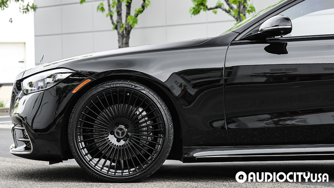 2023 Mercedes-Benz S-Class on 22" Road Force Wheels RF35 Gloss Black | Gallery | AudioCityUSA