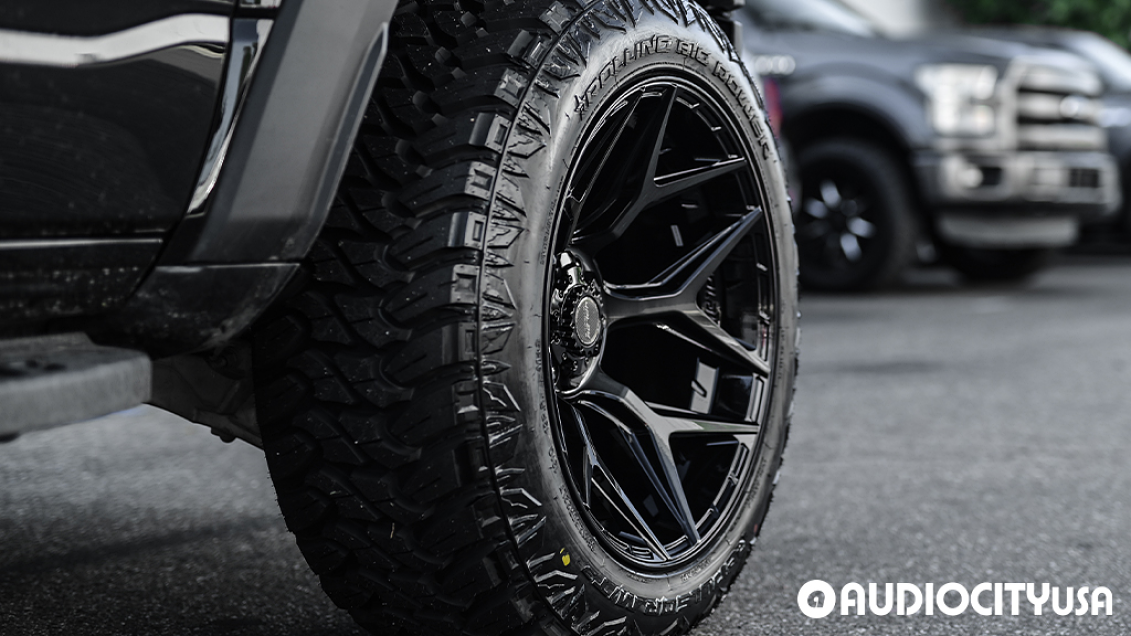 2023 RAM 1500 on 22" 4Play Wheels 4P06 Brushed Black | Gallery ...