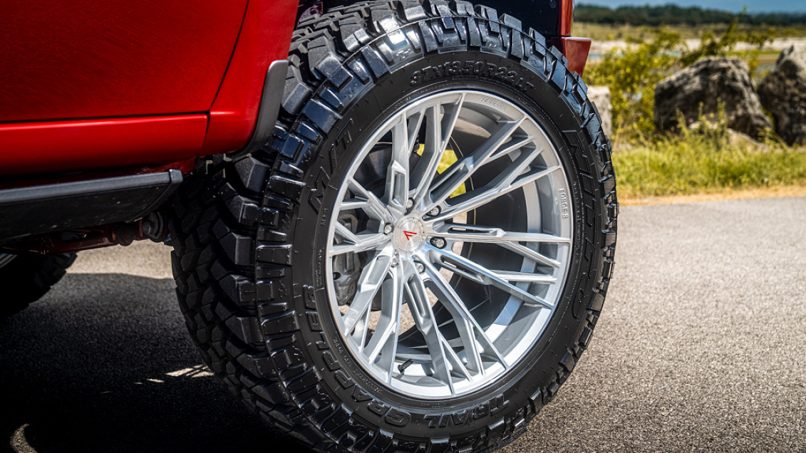 2022 Chevrolet Silverado 1500 on 22" Ferrada Wheels FTR11 Machined ...