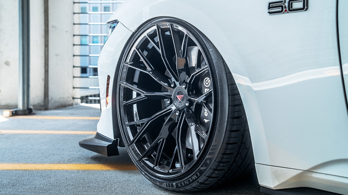 2024 Ford Mustang GT on 20" Ferrada Wheels F8-FR9 Obsidian Black ...