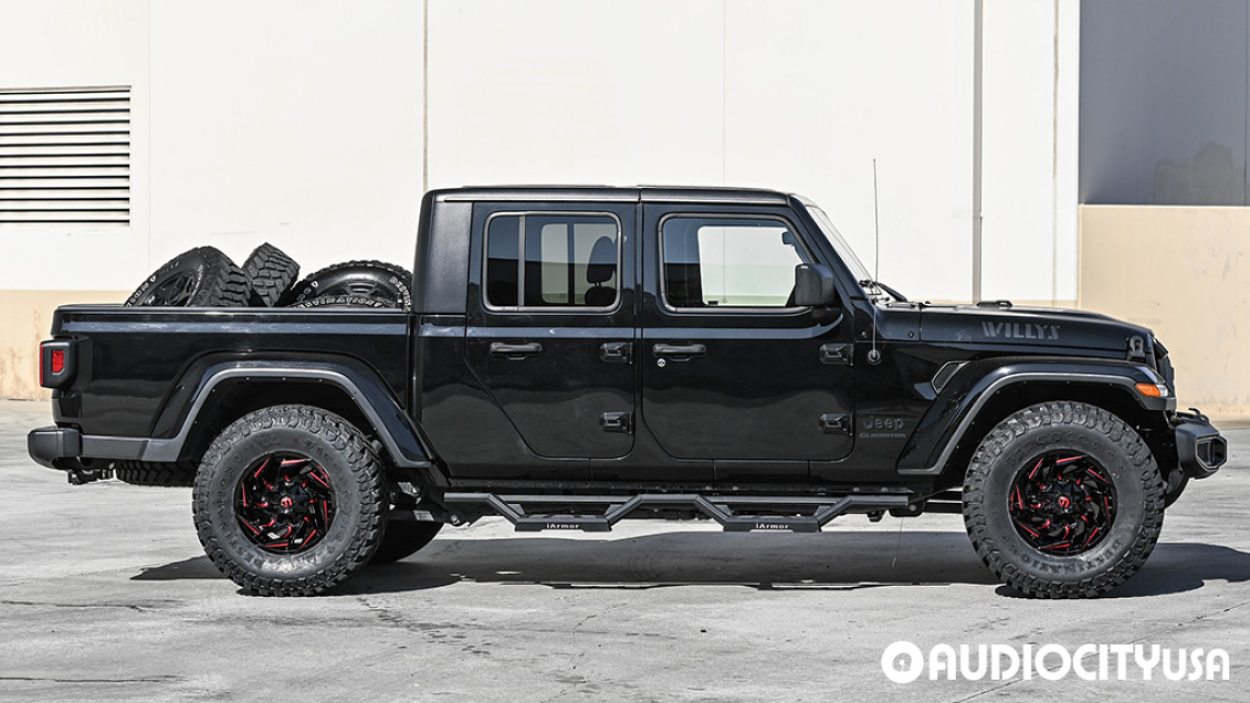 2023 Jeep Gladiator on 17" Fuel Off-Road Wheels D755 Reaction Gloss ...