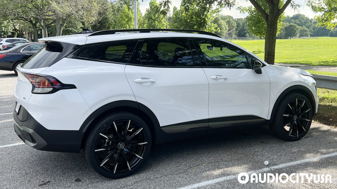 2024 KIA Sportage on 22" Lexani Wheels CSS-15 Black with Machined Tips ...