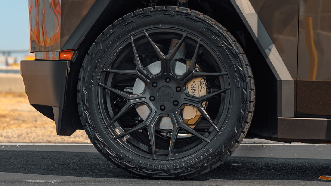 2025 Tesla Cybertruck on 24" Ferrada Wheels FT3 Matte Black | Gallery ...