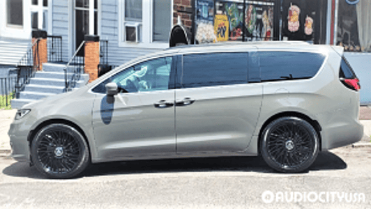 2018 Chrysler Pacifica on 20" Strada Wheels Perfetto Gloss Black ...