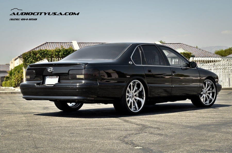 1995 Chevy Impala SS on 22″ Lexani Forged LS 709 Chrome 3-Piece