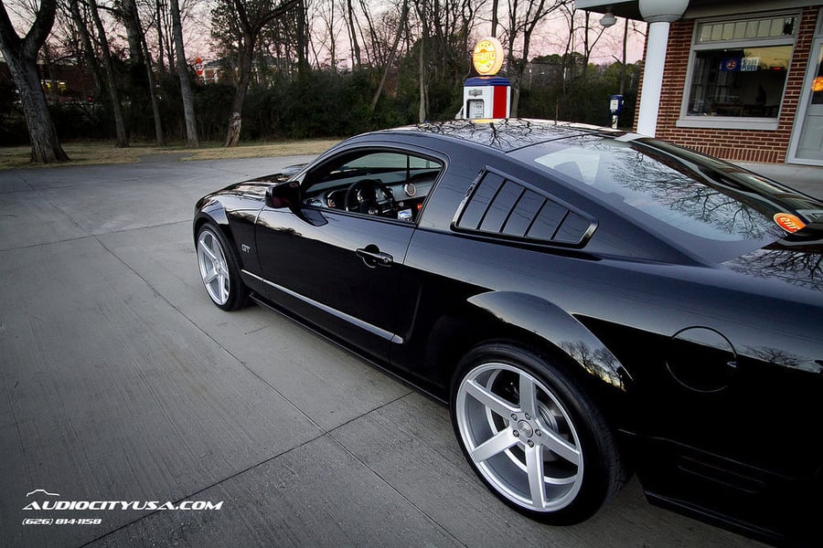 20" STR 607 Silver **Deep Concave For 2007 Ford Mustang GT