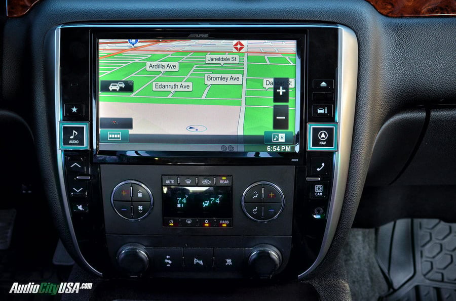 Alpine X009-GM 9" screen ONE of the first to be installed in Southern ...