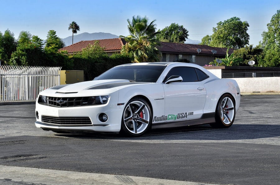 2011 Chevy Camaro SS | 20" STR Wheels, 607 Black, and White finish ...