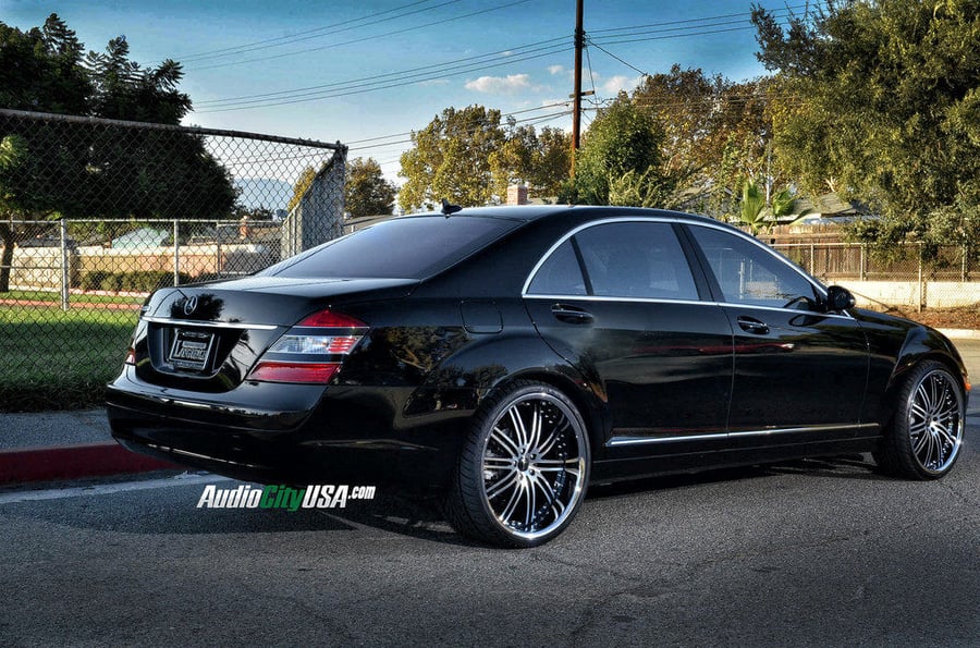 22″ Vertini Wheels Hennessey Black machine chrome for 2010 Mercedes ...