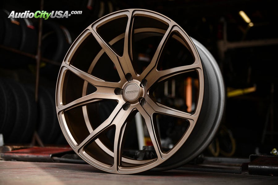 22″ Varro Wheels VD 01 With Pirelli Scorpion Tires For 2016 BMW X5 M