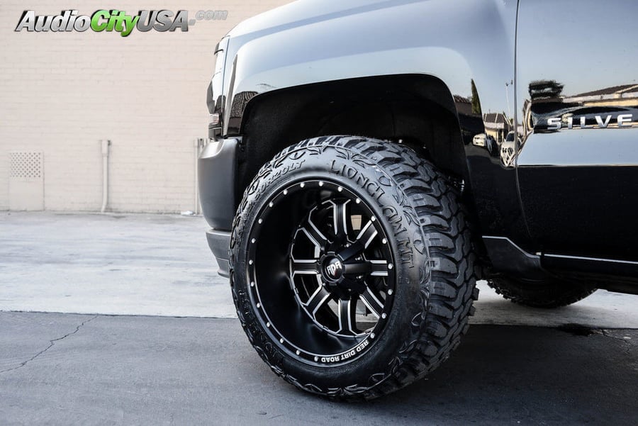 20″ RDR Wheels RD01 Dirt with Lionhart Lionclaw Tires for 2016 Chevy ...