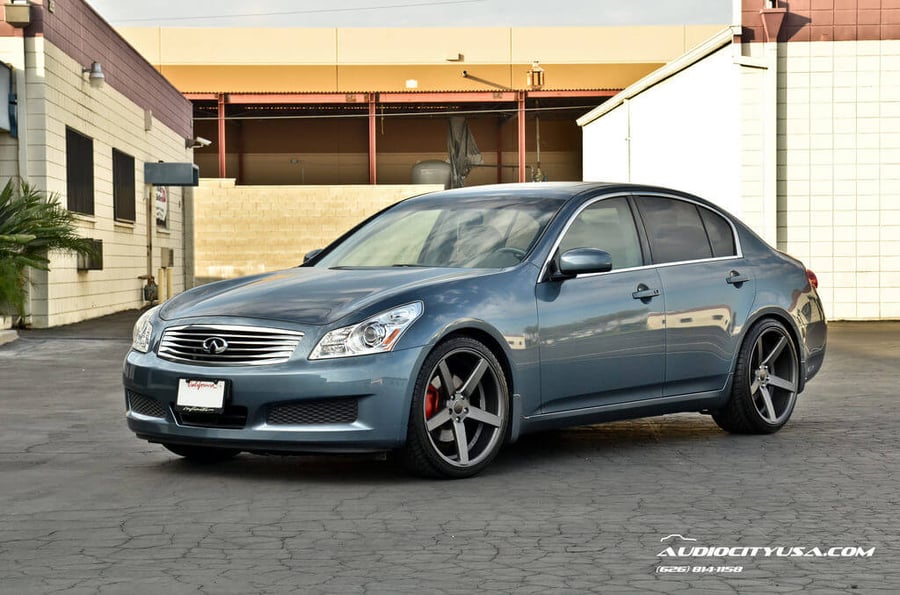 20" STR 607 matte grey DEEP CONCAVE on infiniti G37 | BLG082916