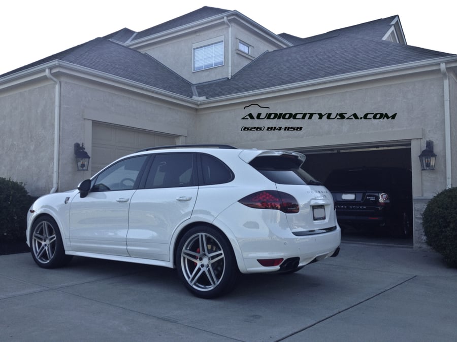 22×10 Roderick RW5 With 305-35-22 For 2013 Porsche Cayenne GTS