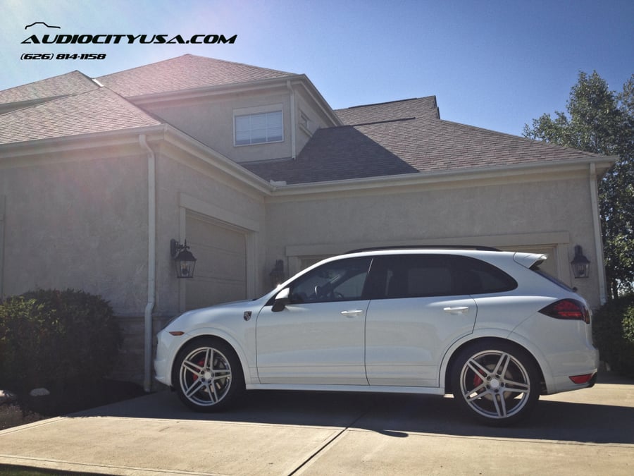 22×10 Roderick RW5 With 305-35-22 For 2013 Porsche Cayenne GTS