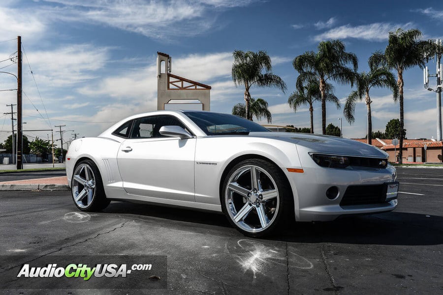 2014 Chevy Camaro RS with 22″ IROC Wheels Chrome Rims