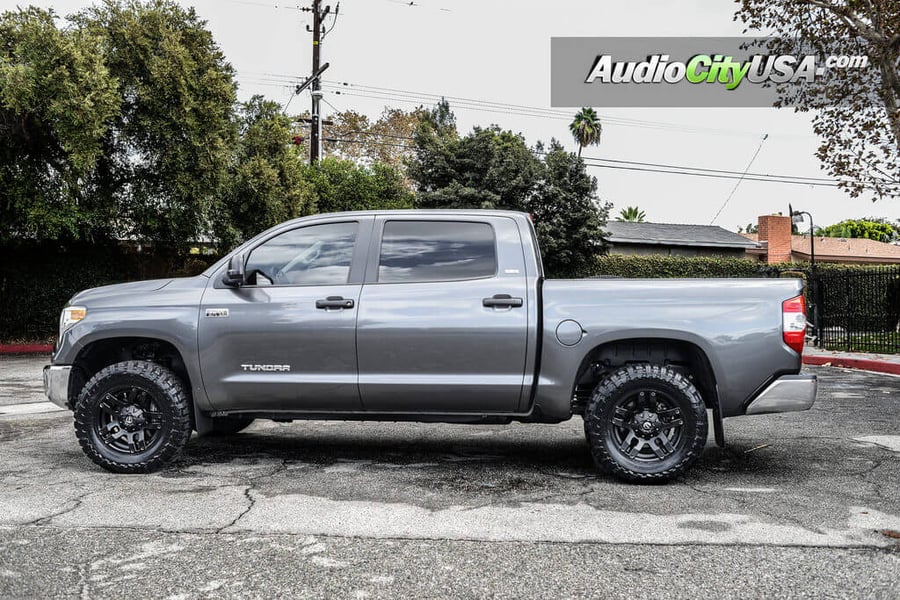 2016 Toyota Tundra | 18" Fuel Wheels Pump D515 Black Rims with Toyo ...