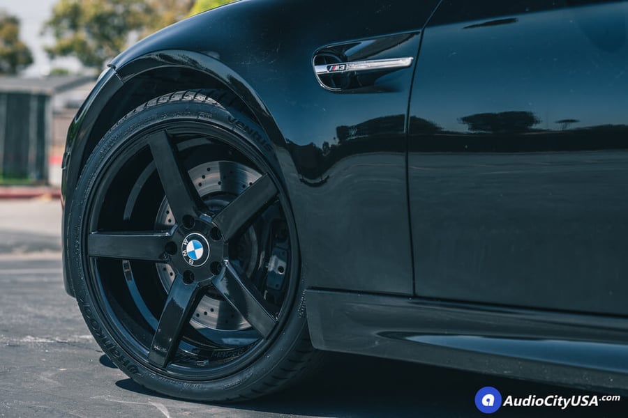 2009 BMW M3 With 19″ STR Wheels 607 Gloss Black Rims