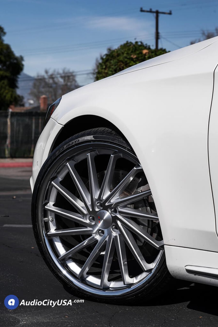 22" Giovanna Wheels Spira FF Silver Machined with Chrome Lip Rims ...