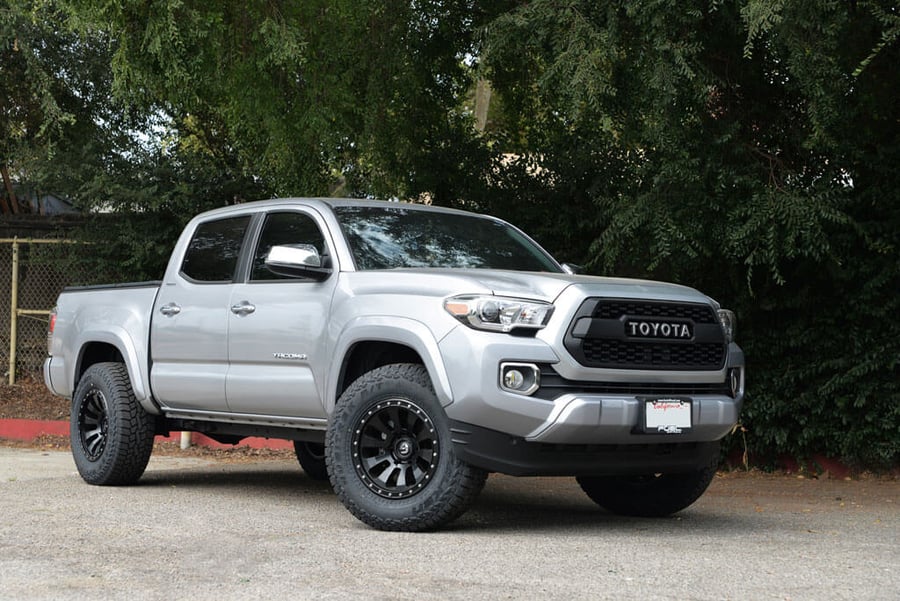 17" Fuel Wheels D630 Tactic with Matte Black Off-Road Rims For 2017 ...