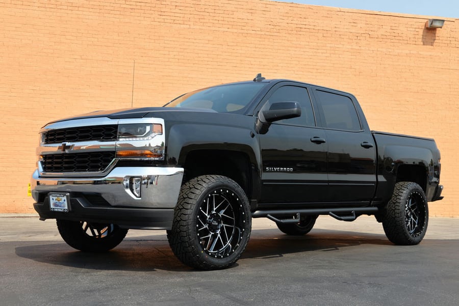 22″ Moto Metal Wheels MO985 Wheels for 2018 Chevrolet Silverado 1500