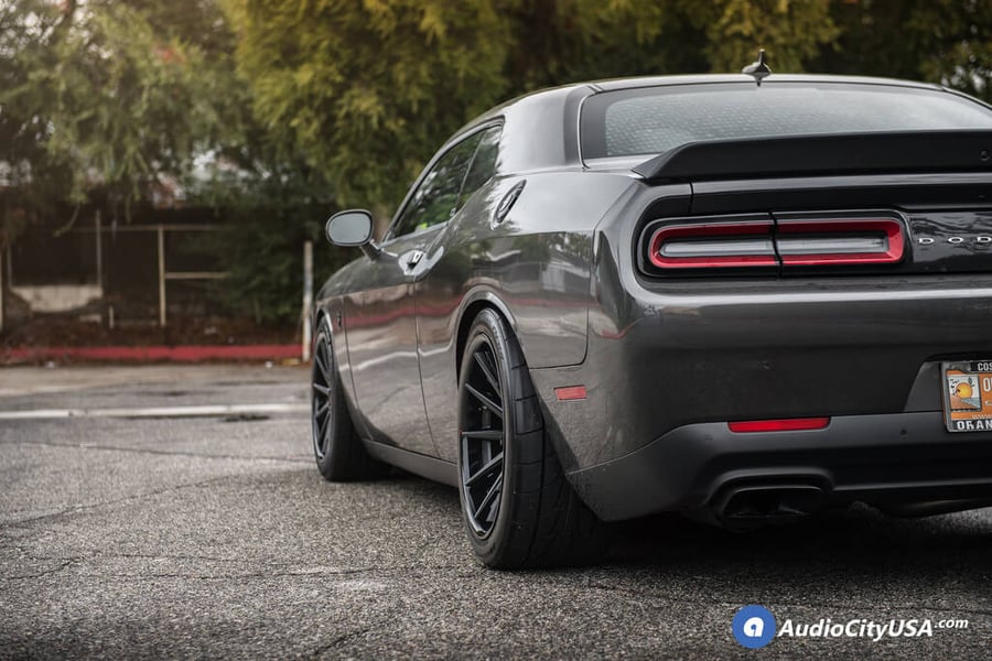 20" Staggered Ferrada Wheels FR4 Matte Black with Gloss Black Lip Rims ...