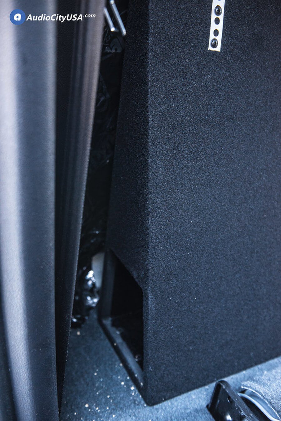 8" Kicker L7 Solo Baric Subwoofers For 2018 Toyota Tundra