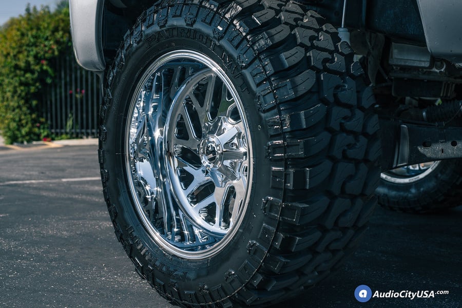 22″ Fuel Wheels D609 Triton Chrome Off-Road Rims for 2013 Ford F-250 4×4