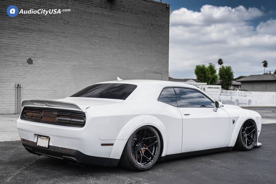 20″ Staggered Rohana Wheels for 2018 Dodge Challenger Hellcat