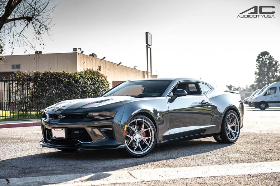 20″ Staggered Rohana Wheels RFX5 Brushed Titanium Rims for 2017 Chevy ...