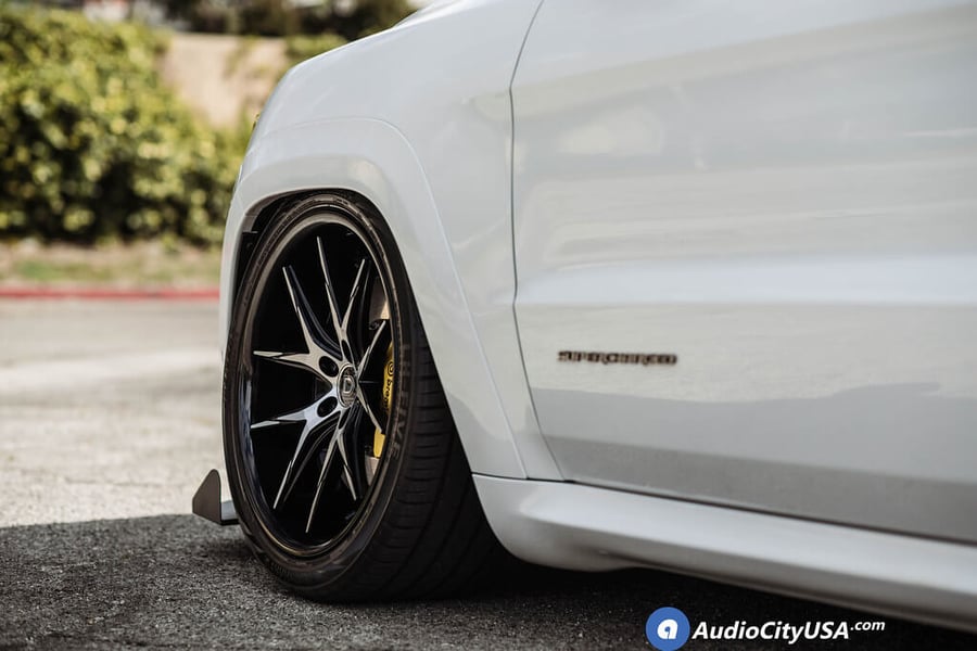 Lexani Wheels R-Twelve Black Machined for 2018 Jeep Trackhawk ...