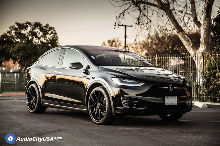 22" Staggered Lexani Wheels Continental Tires for 2020 Tesla Model X ...