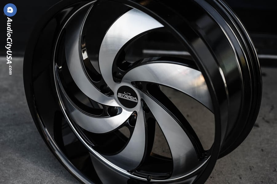 24″ Strada Wheels Retro 6 Gloss Black With Bolt Patterns