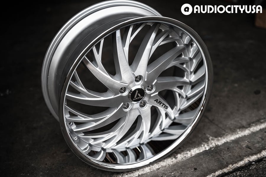 24" Artis Wheels Decatur Staggered | Brush Silver Face, Chrome lip ...