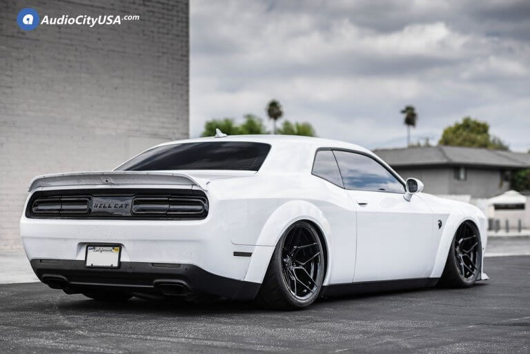 2018 Dodge Challenger Widebody Hellcat 20x11 20x12 Rohana Wheels Rfx11
